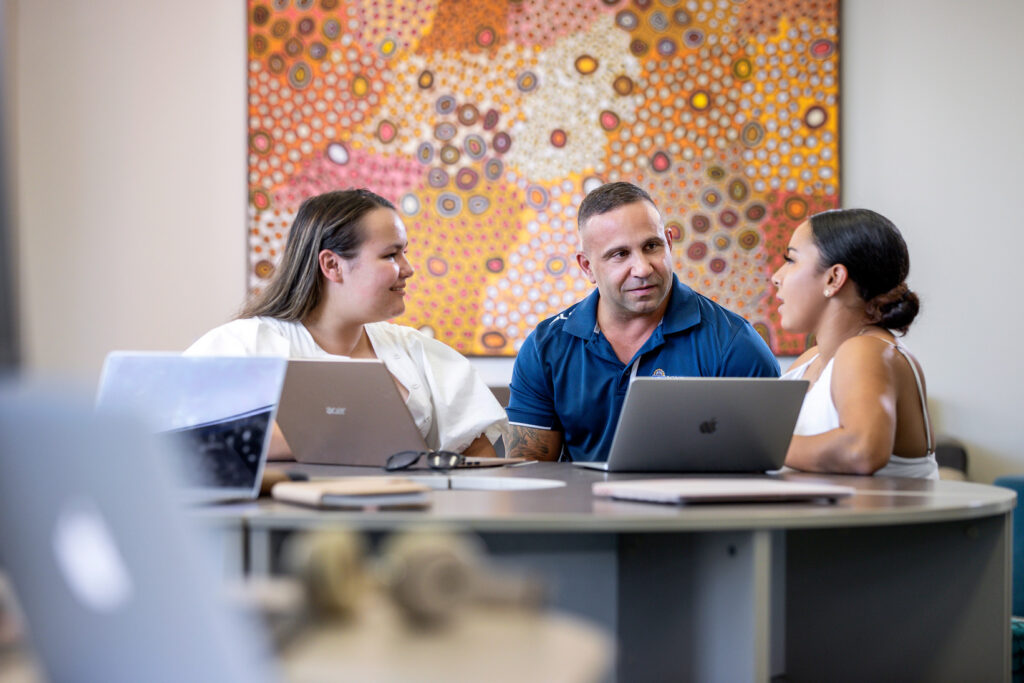 Bond University offers micro-credential “Becoming Culturally Aware”